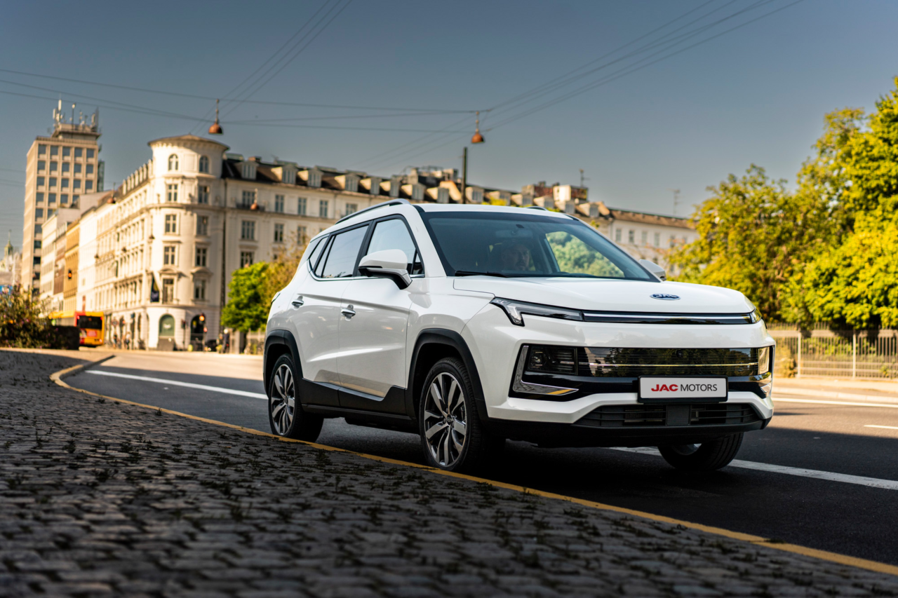 JAC e-JS4 ⇒ Elektrisk familie SUV